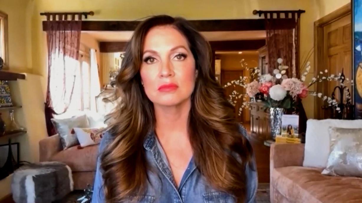 Investigative Reporter Lisa Guerrero Reflects on Her Career | Watch on ...